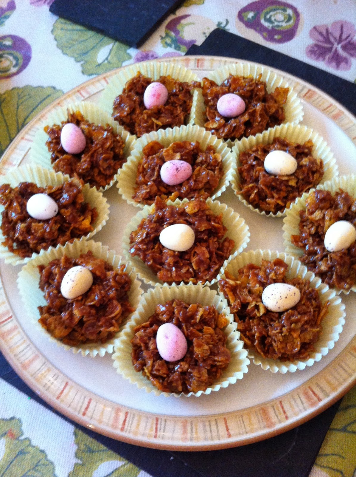 Ruby + Lottie: It certainly is a Good Friday with Cakes and Crafts!